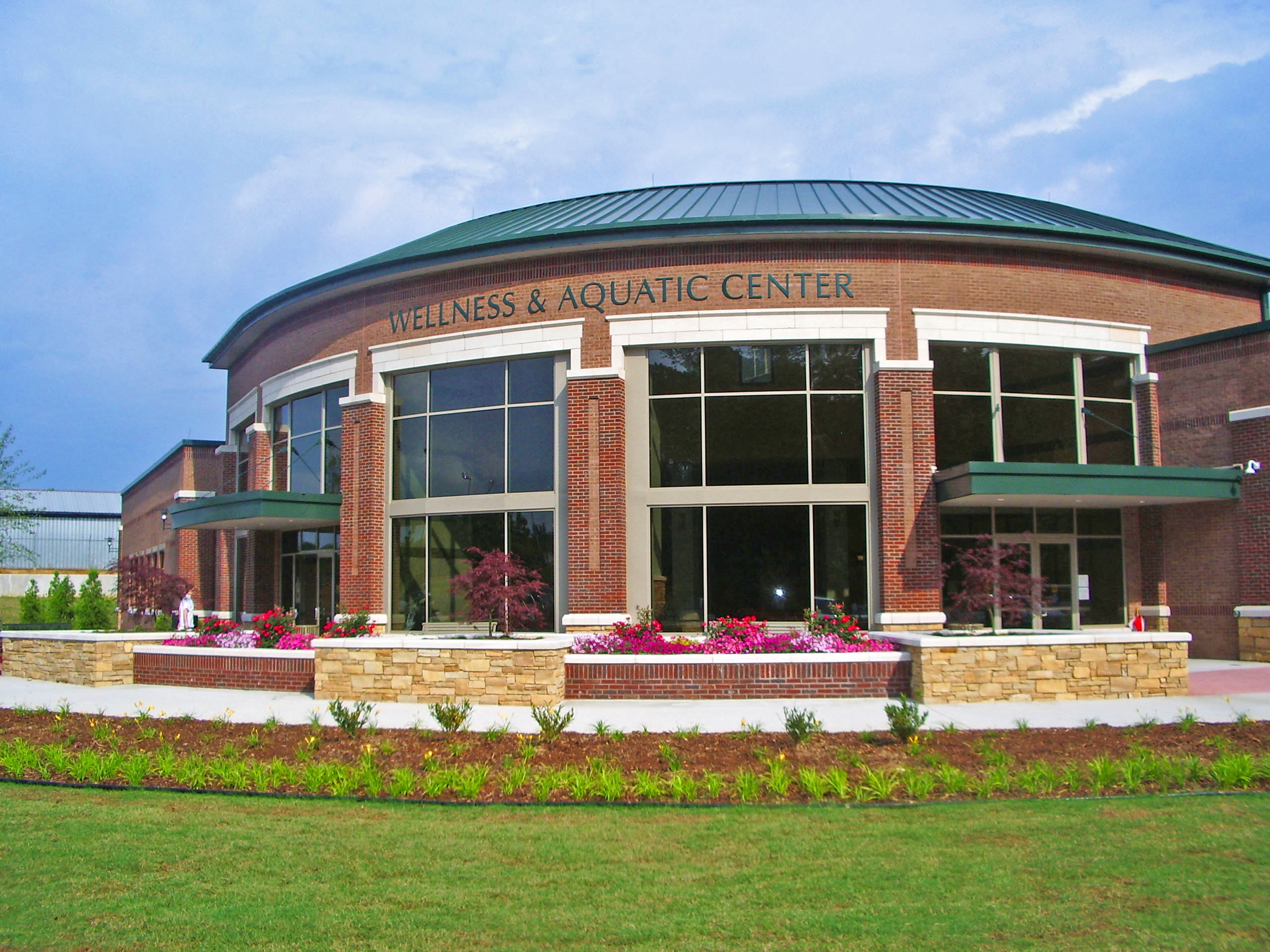 Chester Freeman Park Wellness and Aquatic Center - Lose Design