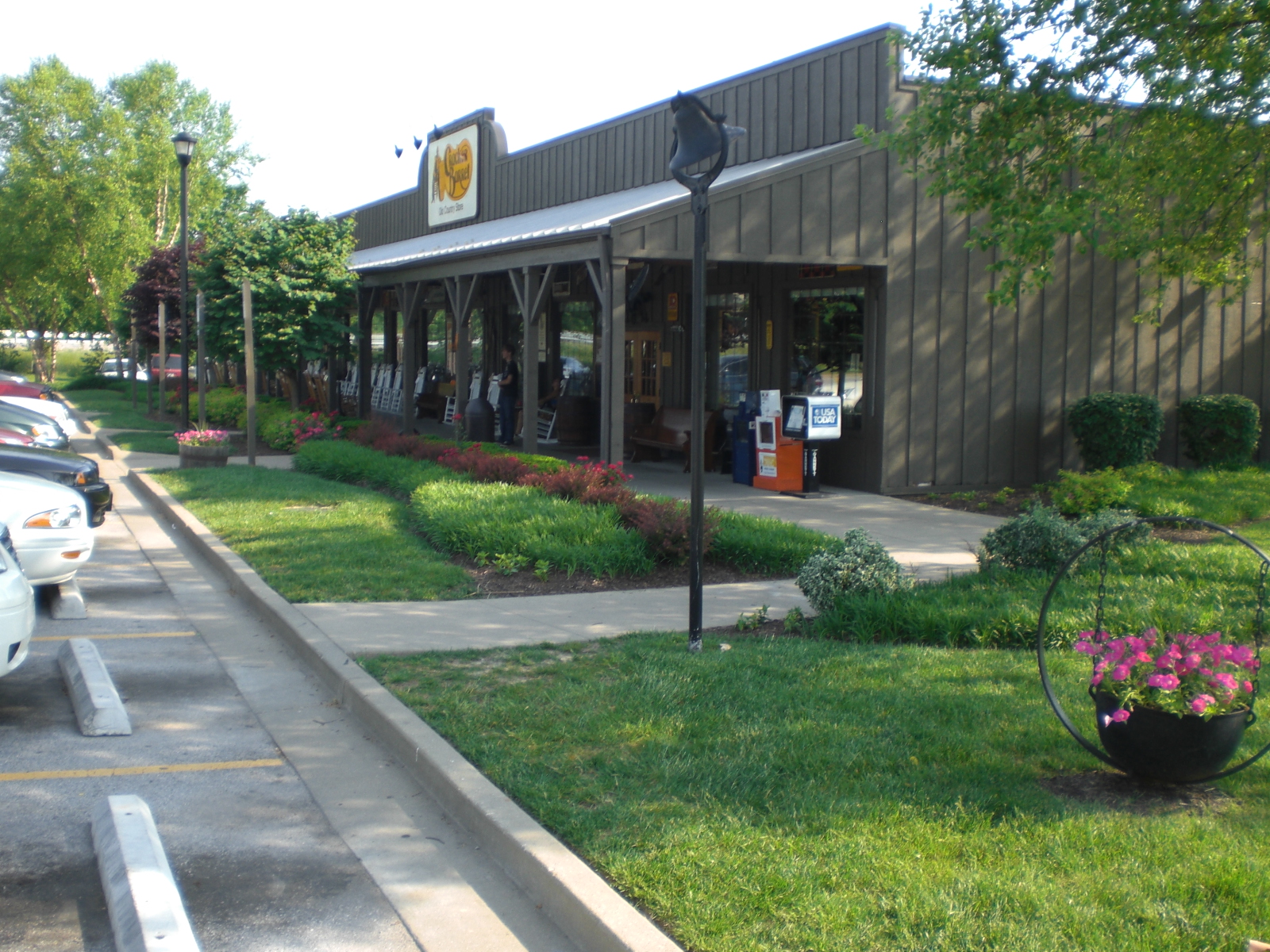 Cracker Barrel Old Country Store Landscape and Irrigation - Lose Design
